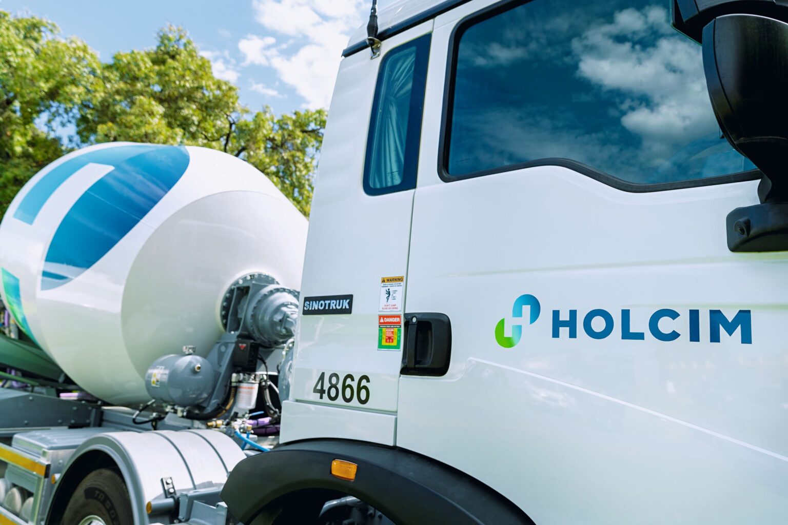 Holcim acquires US aggregates business - Aggregates Business