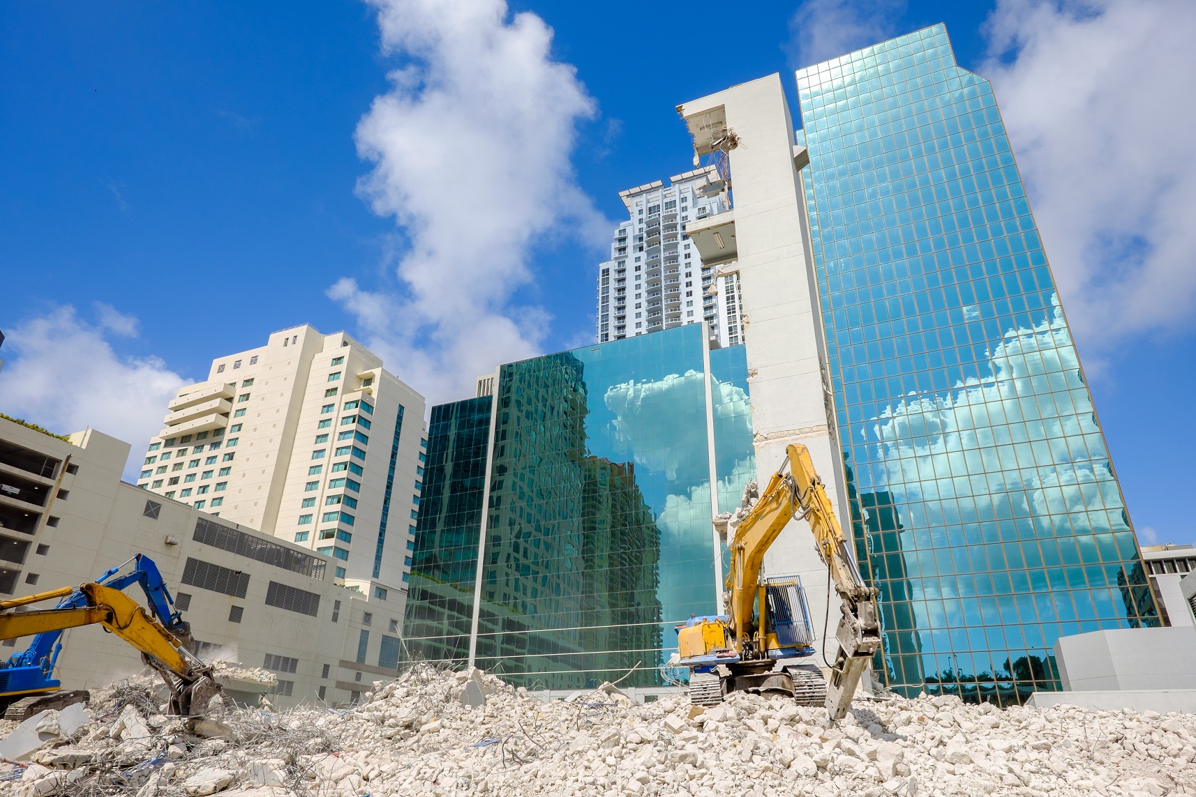 Total US construction starts increase in December - Aggregates Business