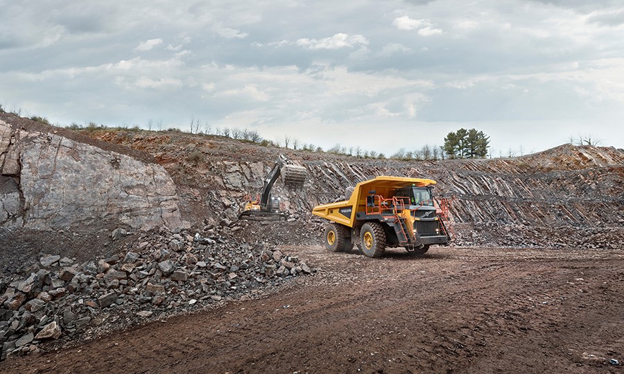Volvo CE unveils new R60 rigid hauler - Aggregates Business