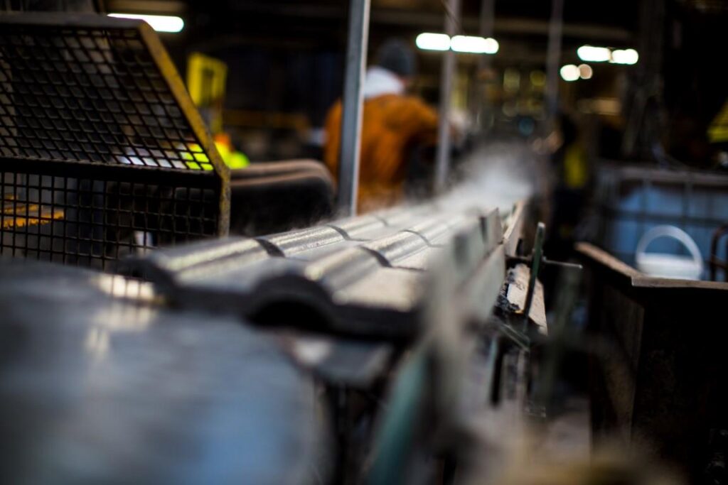 Breedon opens new concrete tile factory in Northern Ireland ...