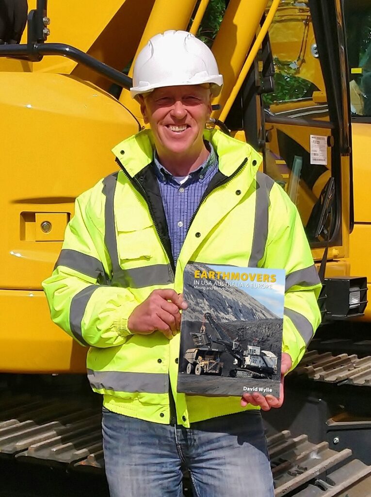 'Earthmovers in USA Australia & Europe', a new book by David Wylie ...