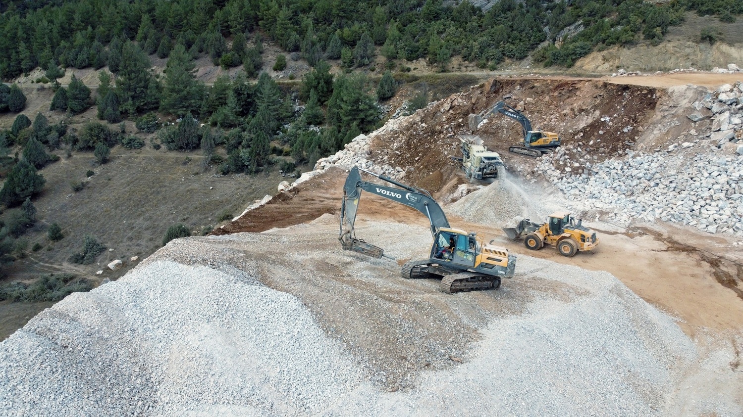Volvo CE keeps Erca Project at the cutting edge of marble quarrying ...
