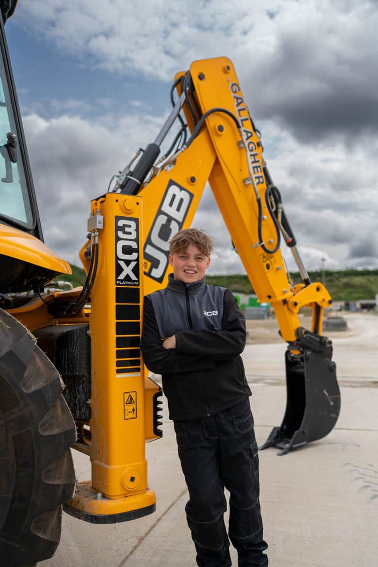 Finlay Gallagher crowned UK's youngest qualified digger driver ...
