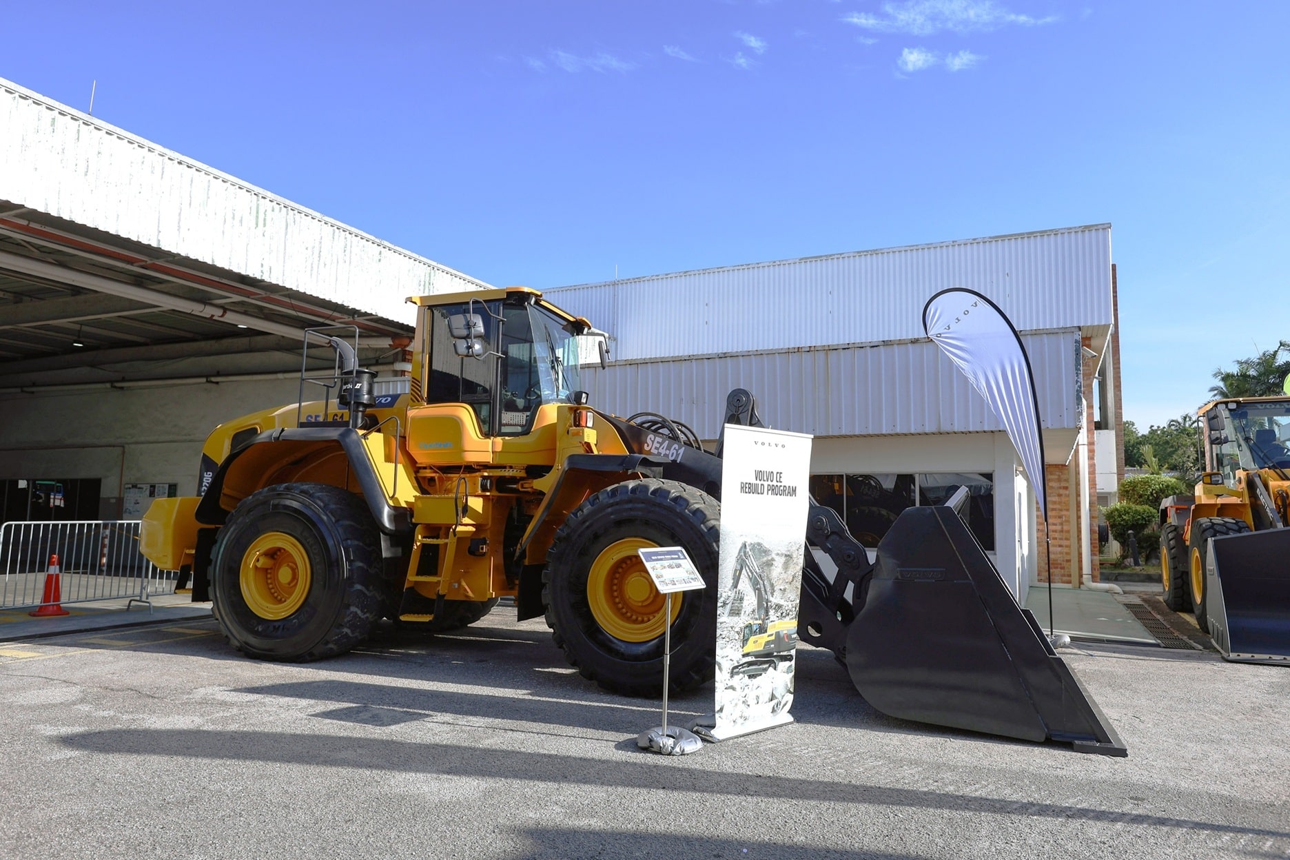 How a Volvo L220G in Malaysia was reborn through the Volvo Certified ...
