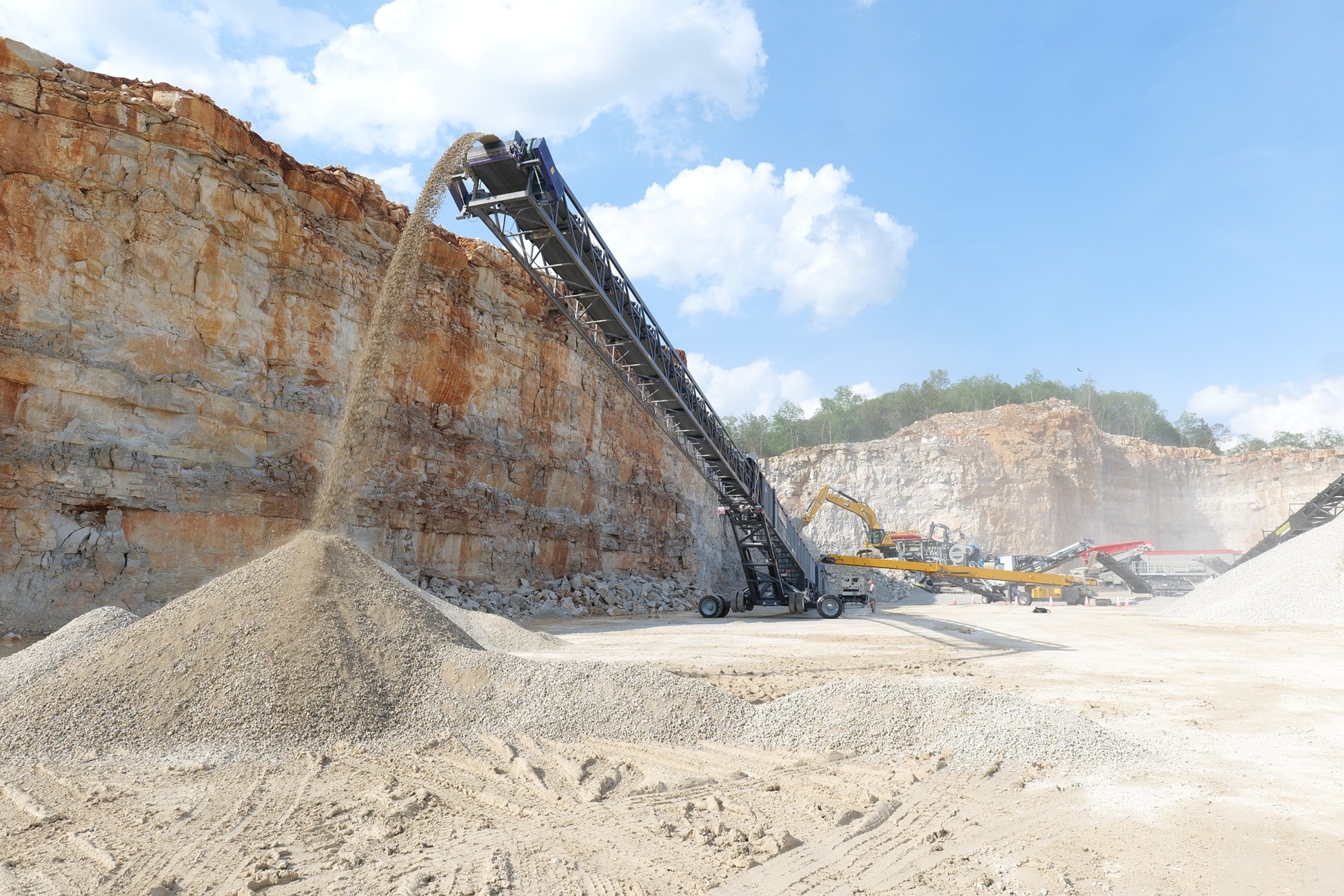 ProStack strengthens North American offering with 150ft conveyor ...