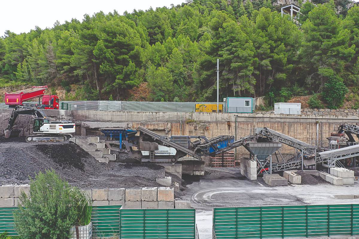 Proven crushing capabilities on show in quarrying - Aggregates Business
